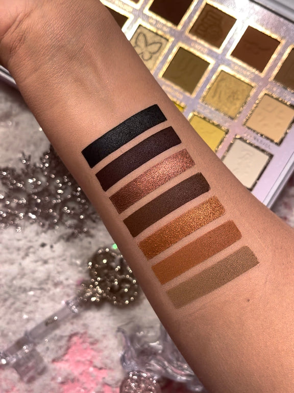 P.Louise If The Crown Fits Palette – P. Louise Cosmetics